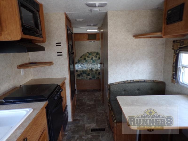 Pre-Owned 2007 Keystone RV SPRINGDALE 256 CC | Runners RV, we have some ...